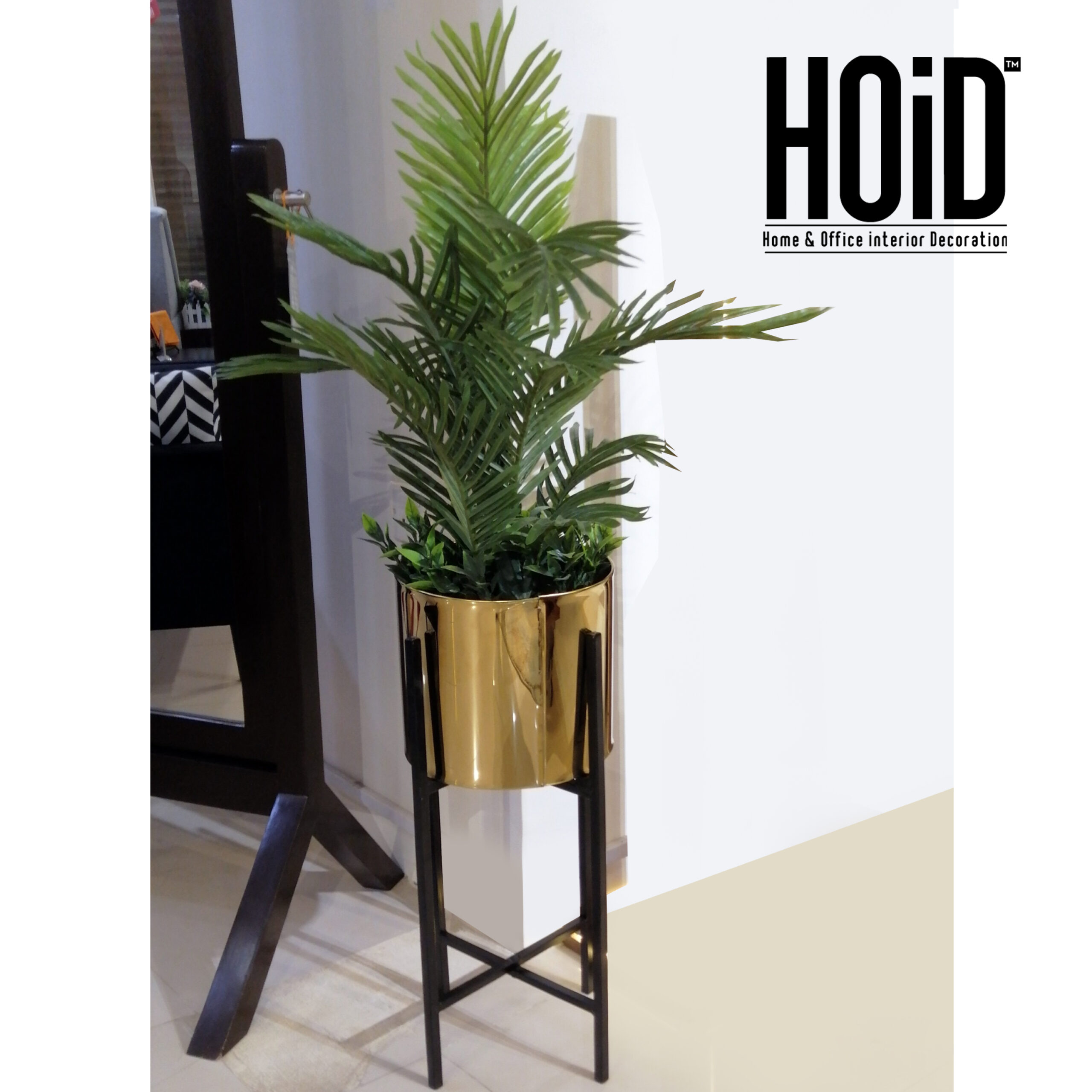 State Pot with Rod Iron Decoration Stand - HOiD.pk