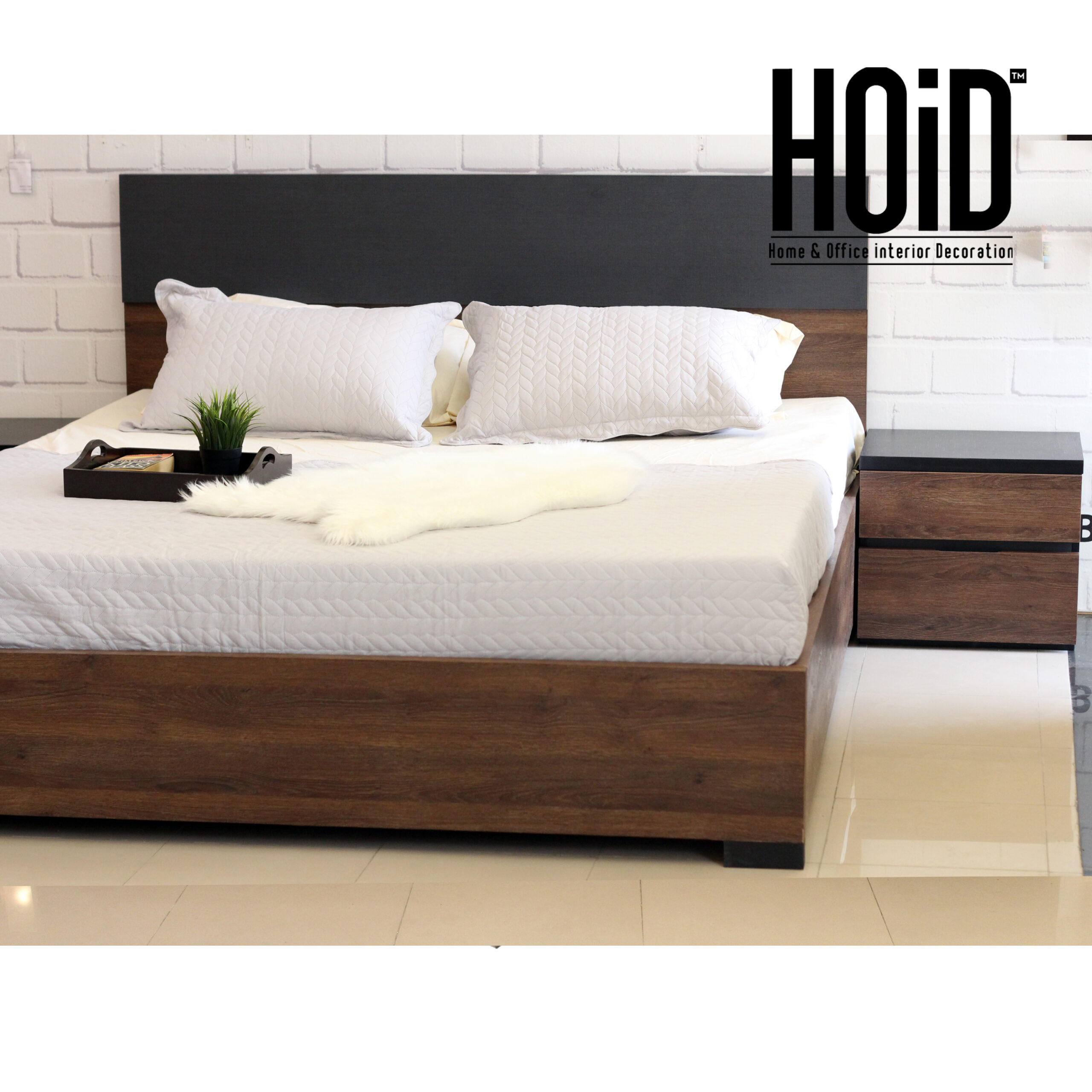 Cora Bed with 2 Side Tables – HOiD.pk
