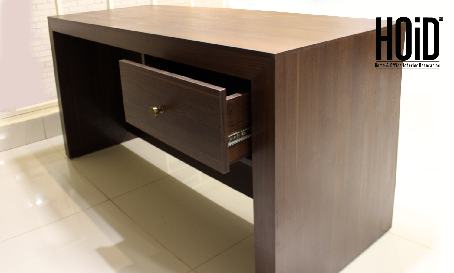 Solid Office Table in 5 feet Length - HOiD.pk